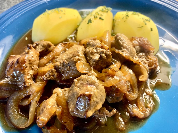 Rezept für saure Leber mit Salzkartoffeln – Frau Amann kocht
